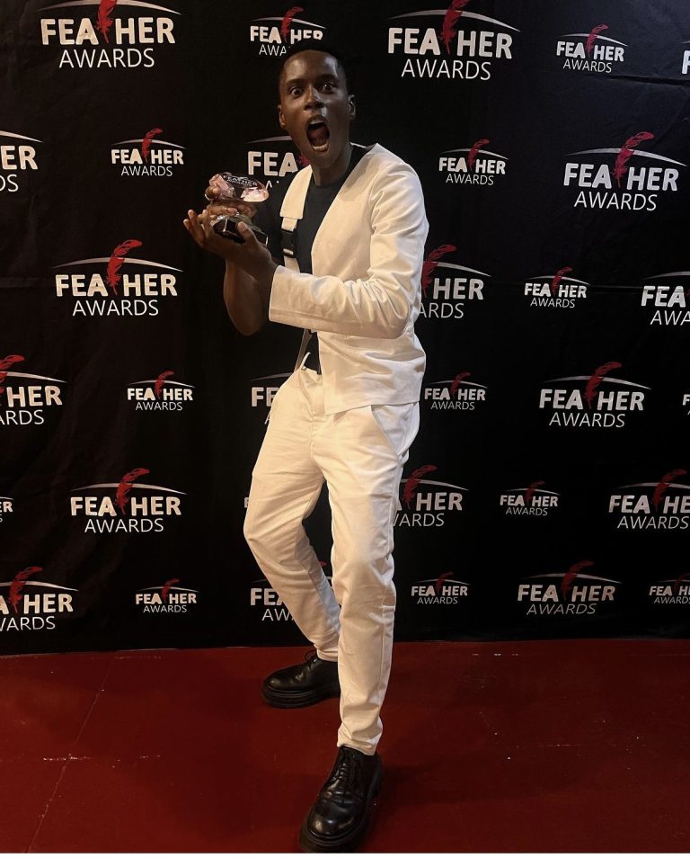 Feather Awards anoints Bongeziwe Mabandla Musician of the Year! • Black ...